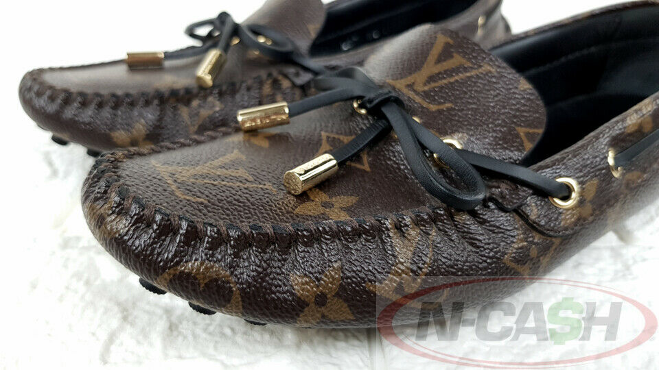 Louis Vuitton Gloria Monogram Canvas Flat Loafers | N-Cash